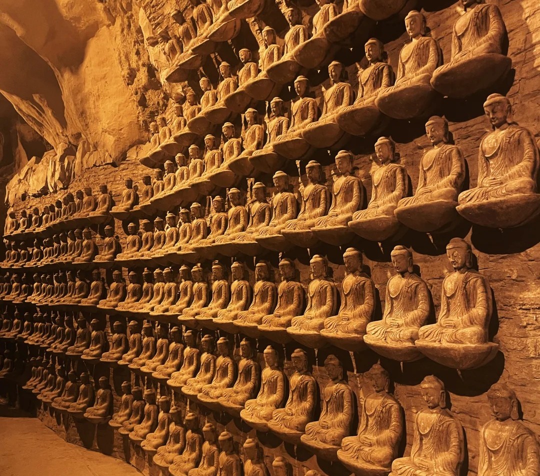 Exploring the Thousand Buddha Temple Essential Travel Tips