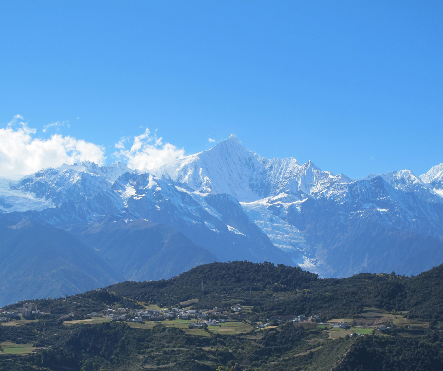 Meili Snow Mountain Visitor’s Guide for an Unforgettable Journey